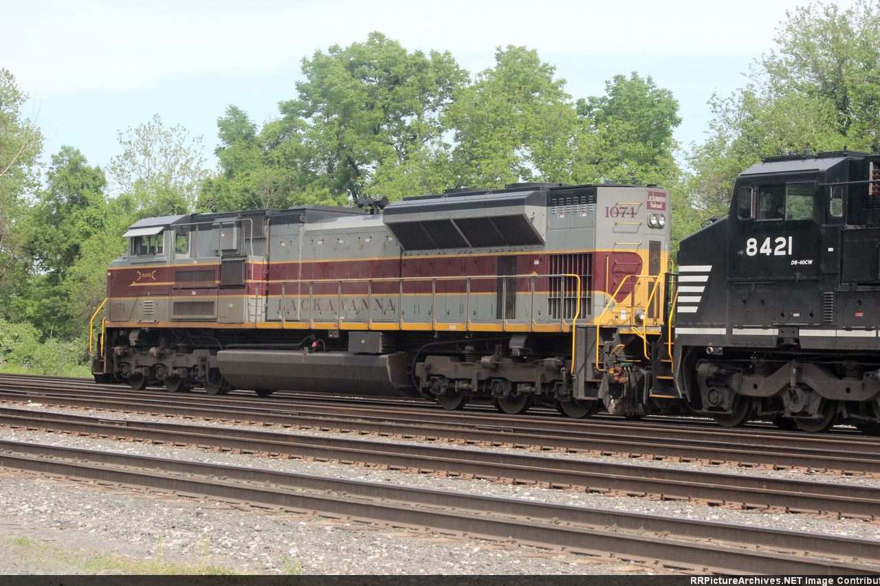 NS 1074 Lackawanna Railroad